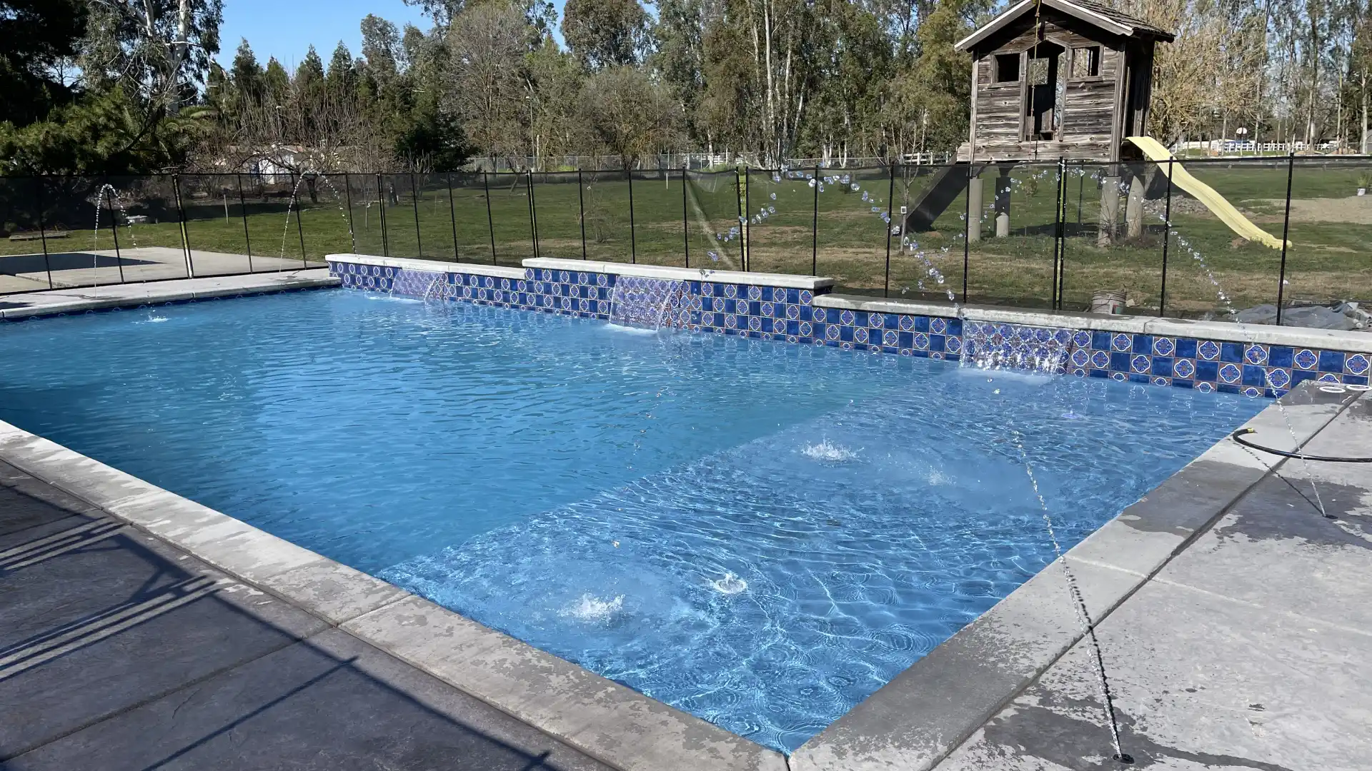 Discover Top-Rated Elk Grove Swimming Pool Contractors